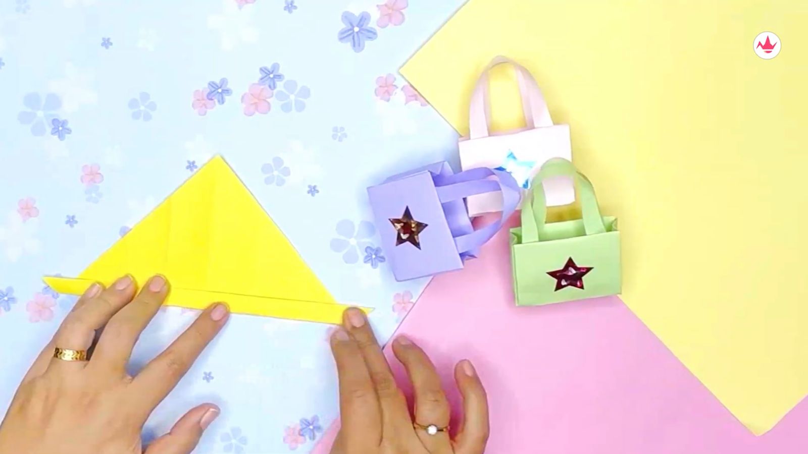How To Make Paper Bag With Handles - Video Tutorial And Pictures ...