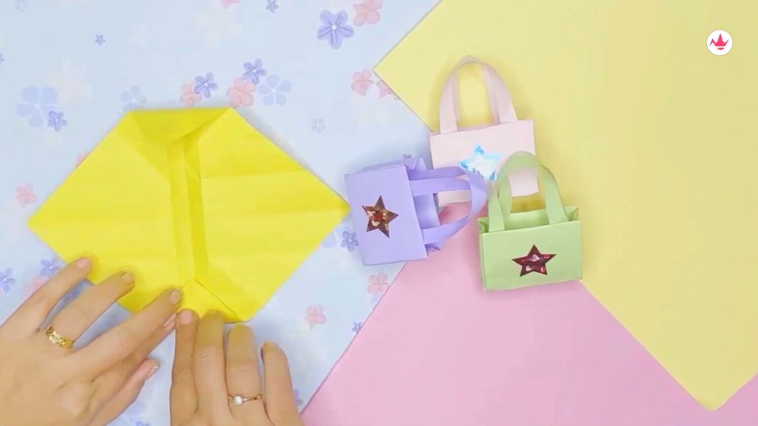 How To Make Paper Bag With Handles - Video Tutorial And Pictures ...