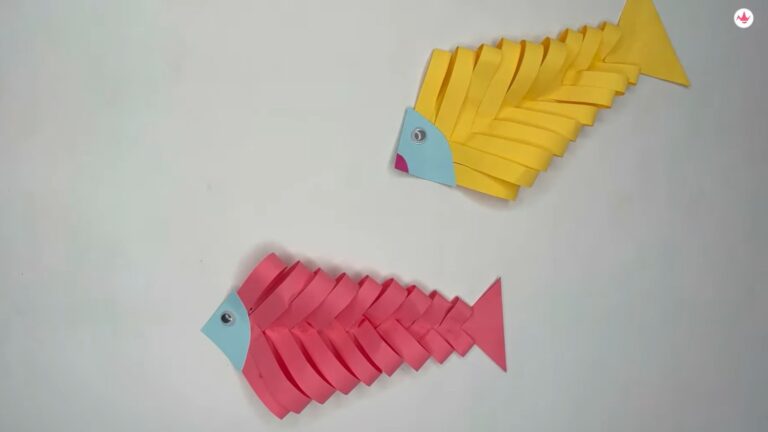 How To Make DIY Moving Paper Fish - fabbcraft