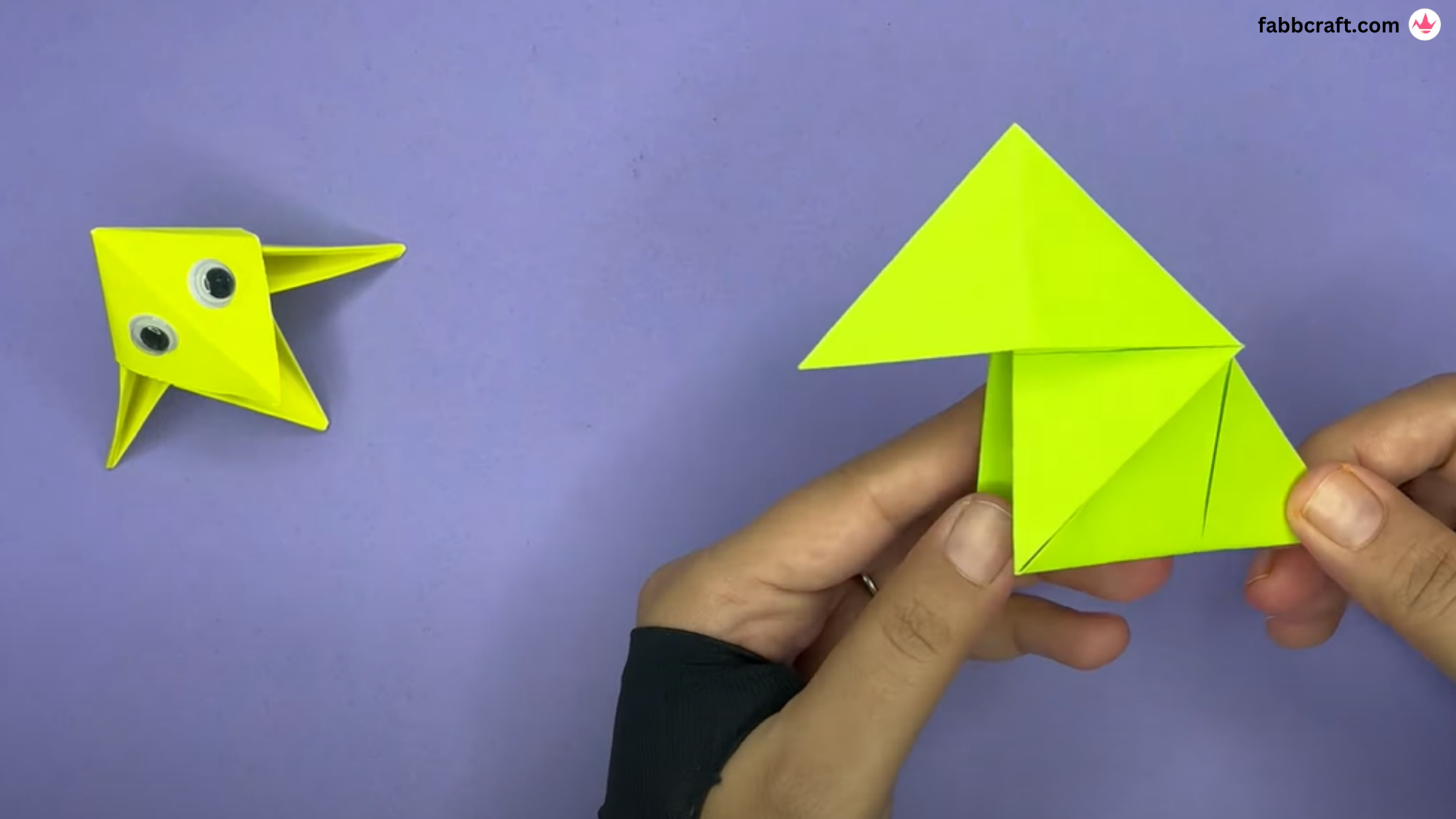 How To Make Easy Origami Moving Toy For Kids (Video + Tutorial) - fabbcraft